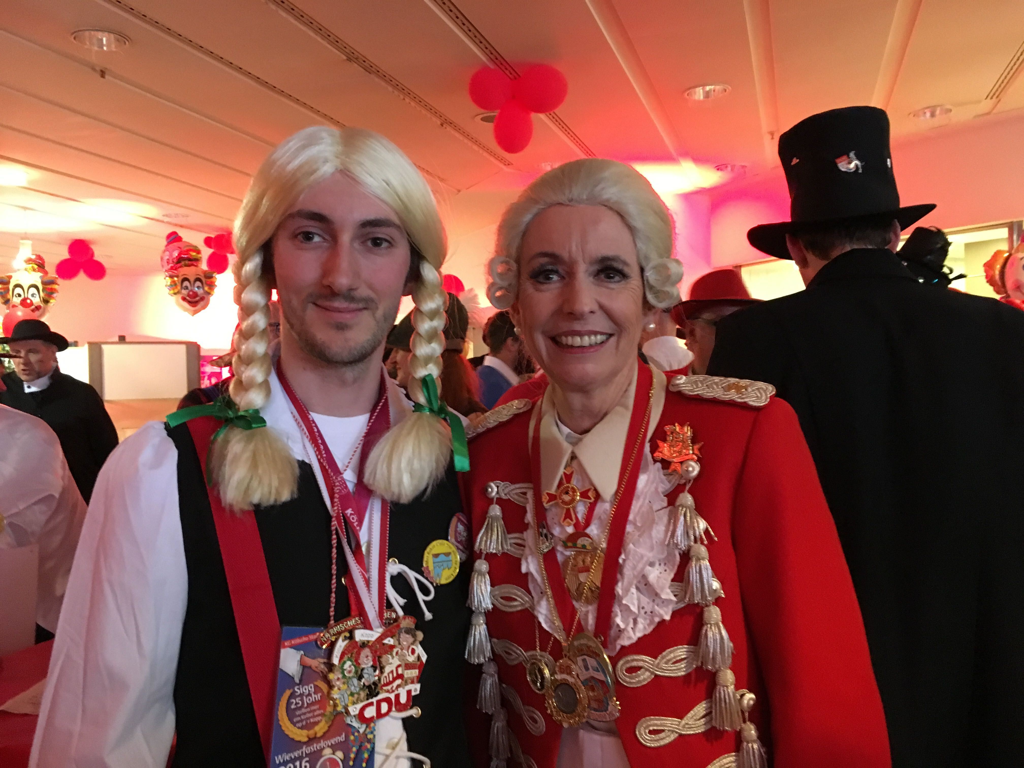 #52 The History of Cologne Carnival – 200th Anniversary – The History ...